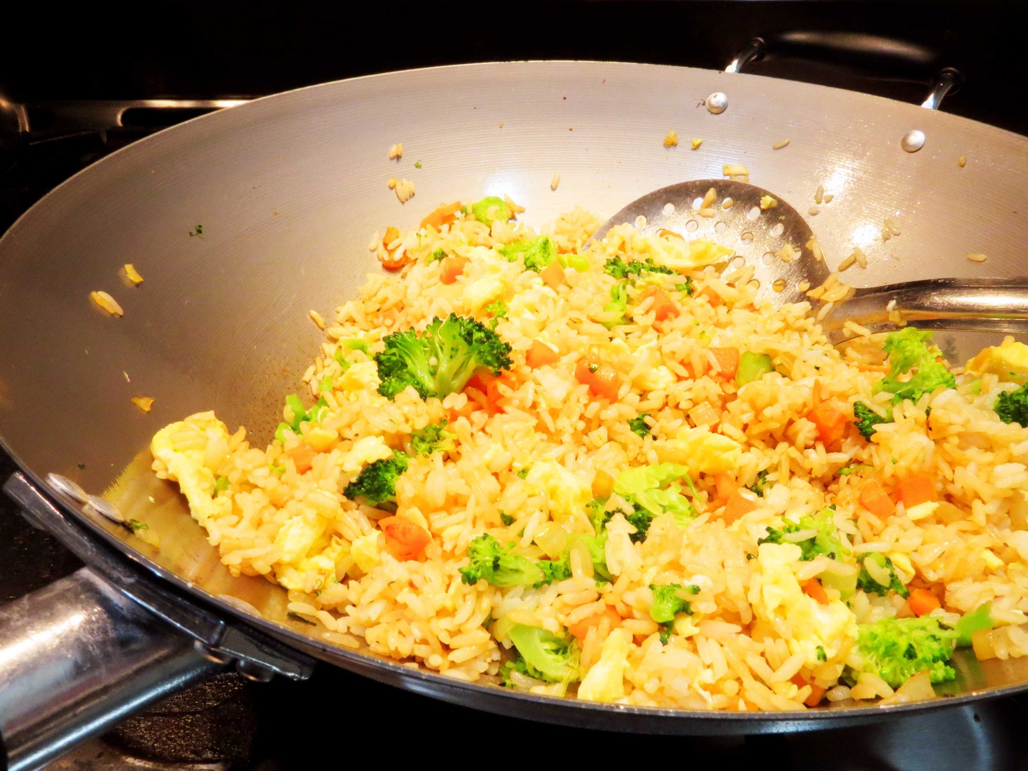 Learn how to make fried rice, the perfect easy dinner - Sweet Savant