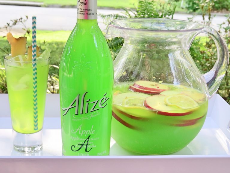 No Thyme for the Bleus - Cocktails with Alizé - Sweet Savant